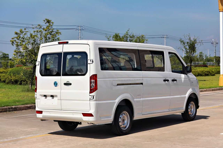 Donfeng mikroavtobusi 9 va 11 kishiga arzon narxlarda