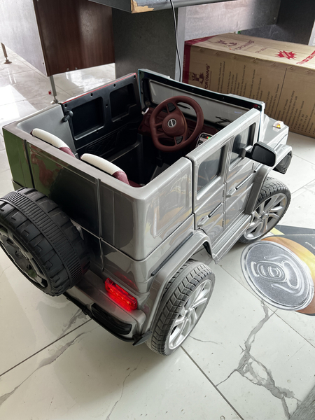 Bolalar elektr avtomobili