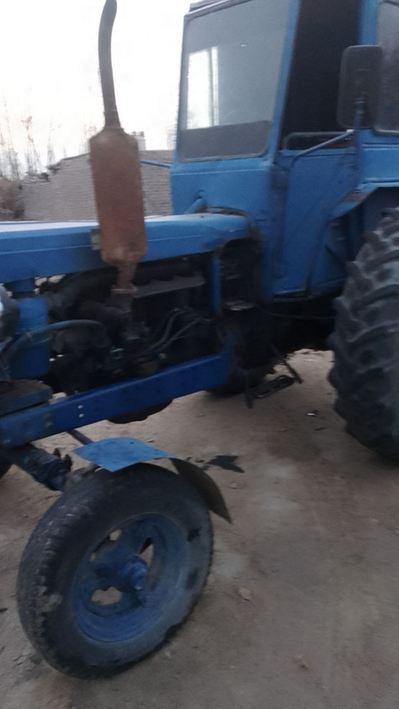 Traktor T28 pritsepi bilan sotiladi