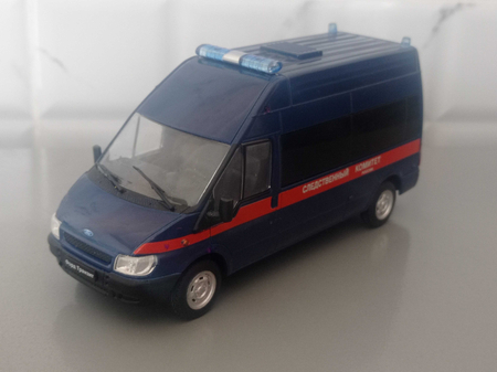 Коллекционная модель Форд Транзит, масштаб 1:43