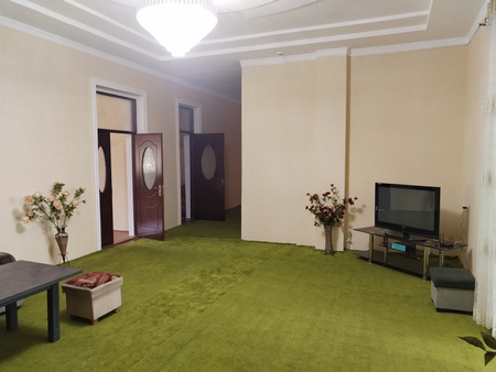 Мехмонхона кунлик ижарага берилади