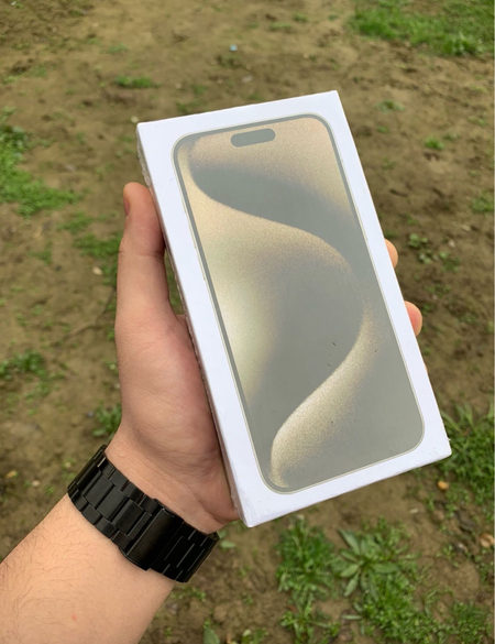 iPhone Xr 15 Pro Korpusida Yangi New