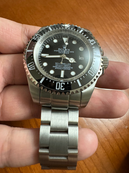 Rolex Sea-Dweller 43mm Black