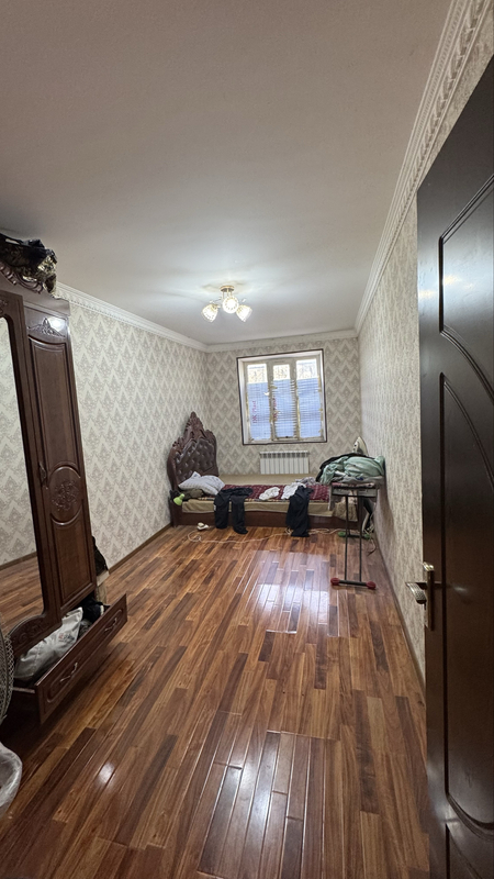 Urganch shaxrida 2 honali 3 honali qilingan 73KVm uy
