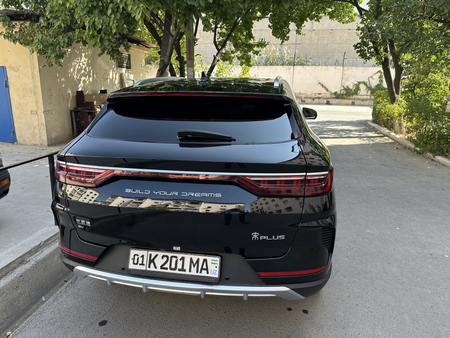 Byd song pluss ev