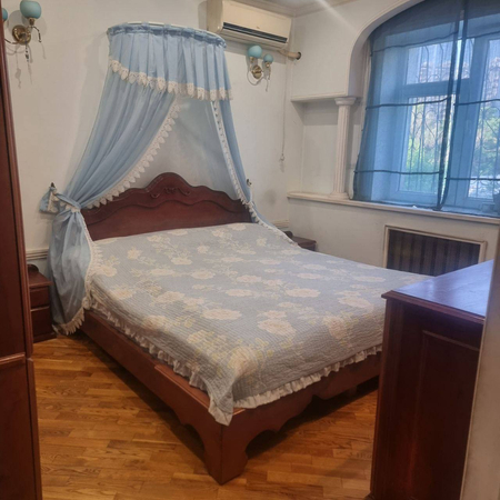 С.Азимова 3/4/5 кирпич  80м²  2*7м²