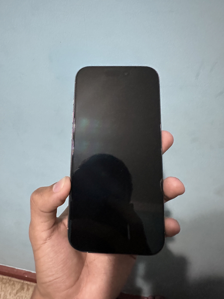 Iphone 15 pro с гарантией