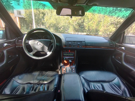 Продаётся Мерседес Бенс S600 рестайлинг
