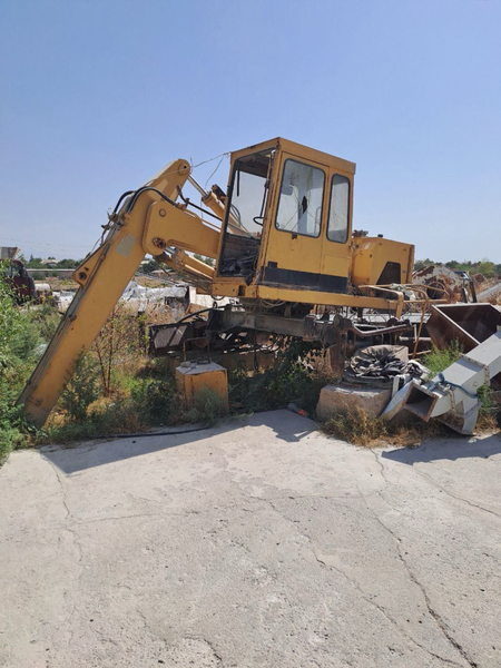 эксковатор CATERPILLAR нархини келишамиз