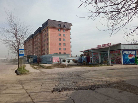 Ер сотилади 6 соток Сурум Узимники Сергели ва FOOD CITY