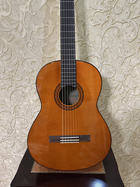 Classik gitara yamaha c70