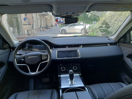 Land Rover Evoque P250