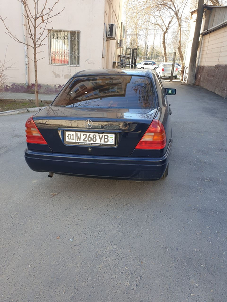 Продается мерседес. MERCEDES sotiladi