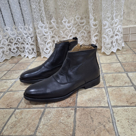 Кожаные сапоги новые