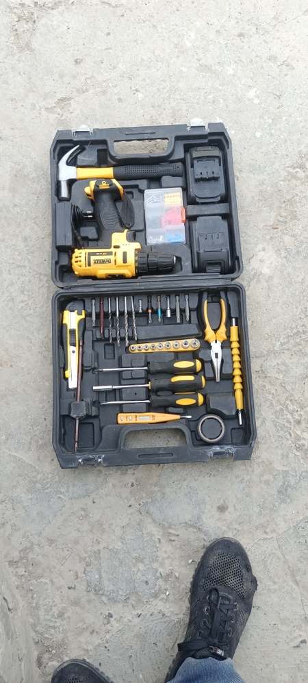 Shrupovyort DeWALT