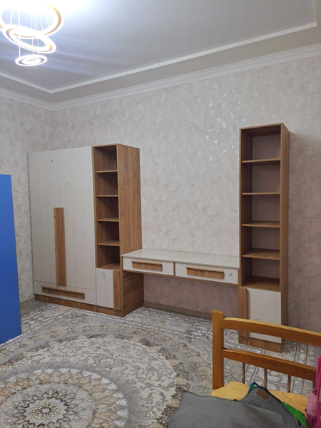 детские шкаф и парта