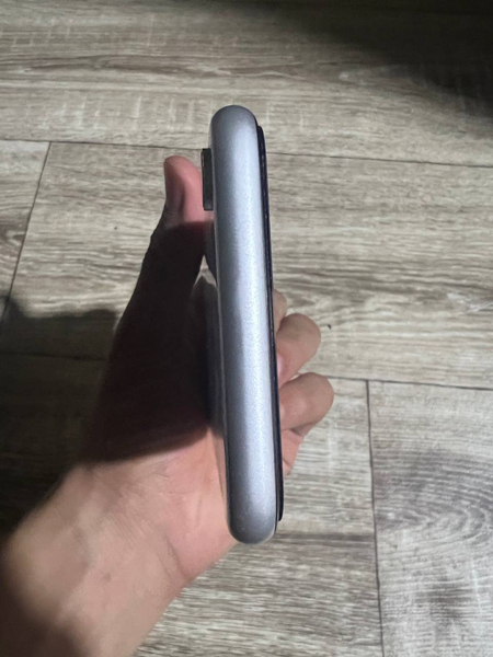 IPhone Xr 64gb kor dok ideal srochno ohirgacha oqila