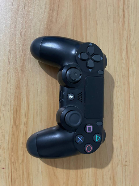 Sony playstation 4 slim + жёстик