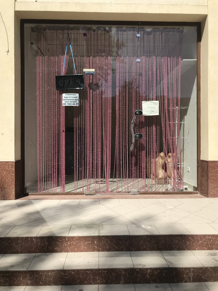 Sotiladi dokon arendatori bilan