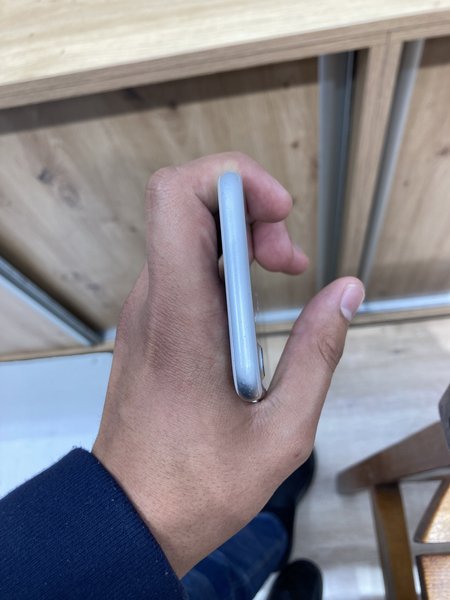 Iphone 7 silver bez karobka