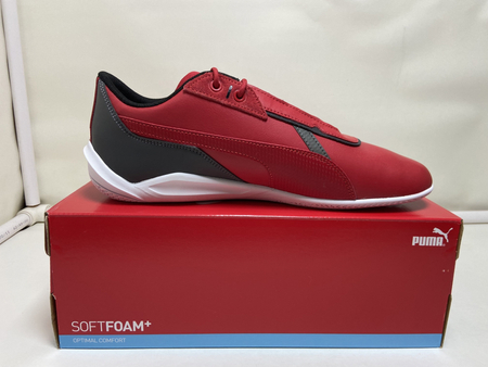 Оригинальные кроссовки PUMA Ferrari размер 43 (US 10. 28см по стельке)
