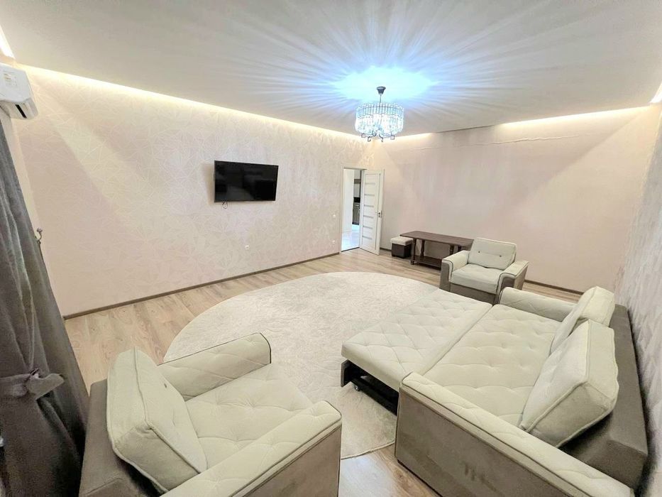 Сдаётся 2х ком. кв. Lux на А. Тимура!!!