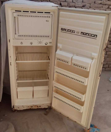 Продаётся холодильник сатылады