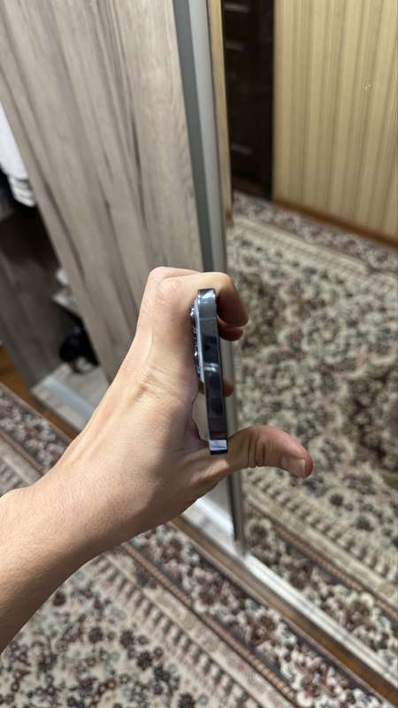 Iphone 13 pro blue