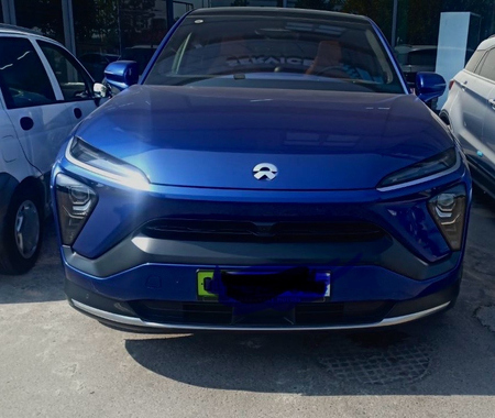 Автомобиль NIO EC6 премимум сегмент