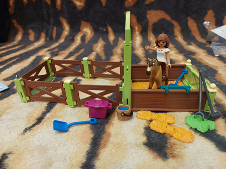 Загон для лошадей от Playmobil
