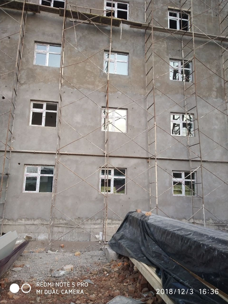 Akfa eshik va romlar yasab urnatib beramiz. Barchasi buyurtma buyicha.