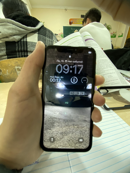 Продам Iphone Xr