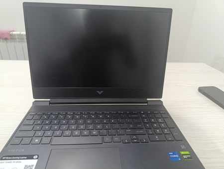 HP VICTUS  Intel core i5