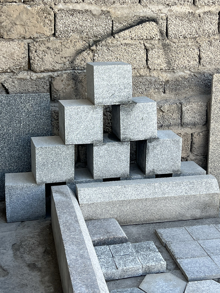 Granit bruschatka 60.000 somdan