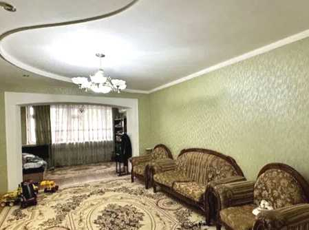 Метро Космонавт. Спецплан, 3/4/4, с ремонтом, меб.,тех. 116 м², кирпич
