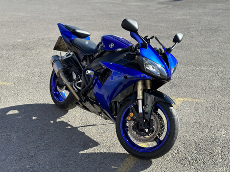 Yamaha R 1 Инжекторная 2003 год
