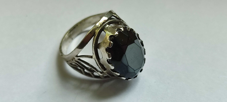 Серебряное кольцо с камнем ГЕМАТИТ, разм.20