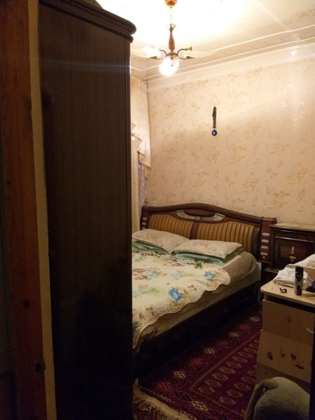 Uy sotiladi qoraqamish 2xona podvali bilan