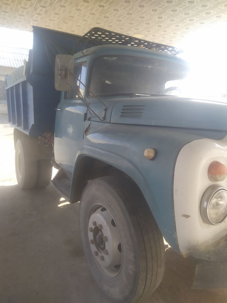 -Zil MMZ 4502...