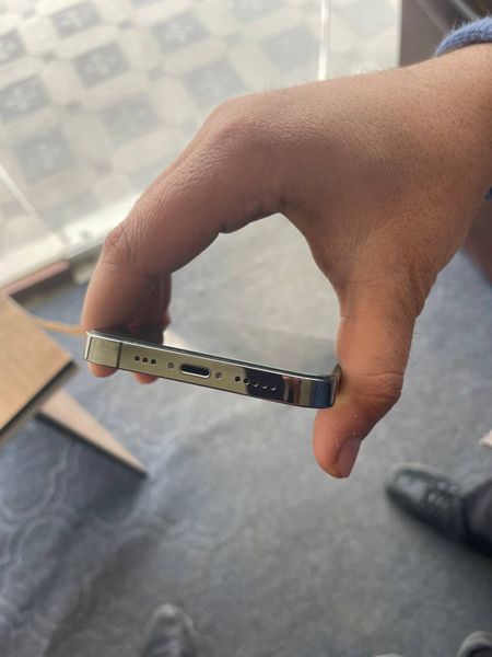 Iphone 13 Pro.              .