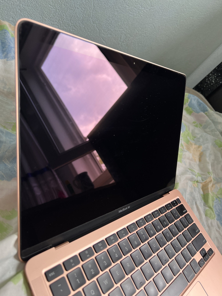 MacBook Air 2020 core i5