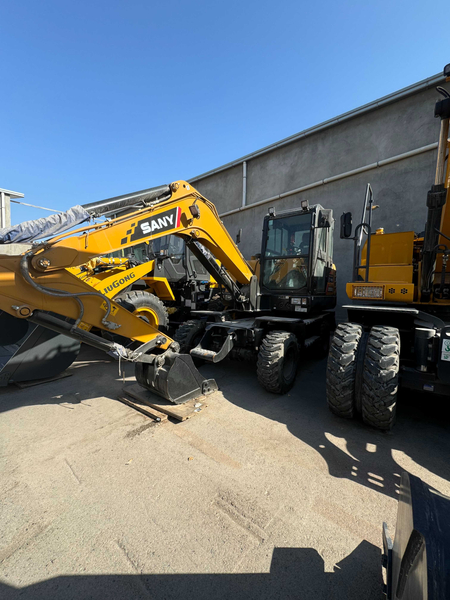 Mini ekskavator SANY SY65W, 0.21 m³