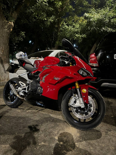 Ducati replica 800 kub