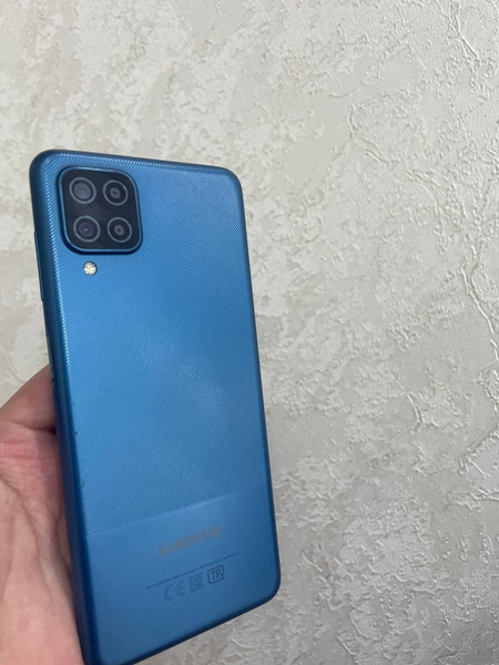A 12 Samsung 32 mg