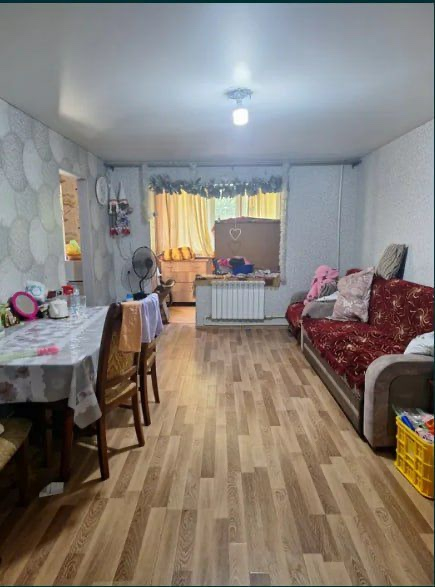 Продается 2/3/4 Балкон2*4-50кв.м Чиланзар 2 Аллея-Школа