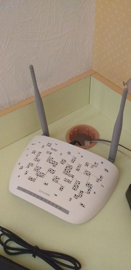 Роутер TP-LINK . Всё в комплекте
