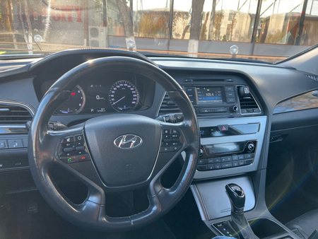 hyundai Sonata LF