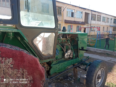 Срочно трактор ЮМЗ вхарошим состояние