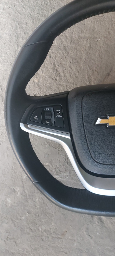Продам Camaro рул состояние отличное стояло на жентре.отличное