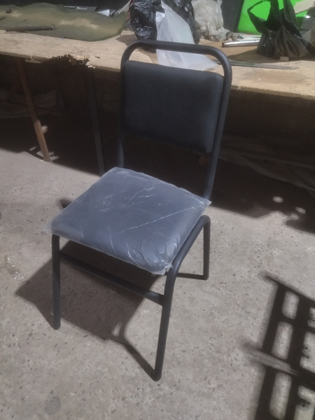Имеется в наличии столы. 900 × 600.  Также 1200× на500